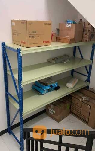 Rak Gudang Pakaian dan Rak Pentimpanan Koper Beban 500 Kg.level Skala ...