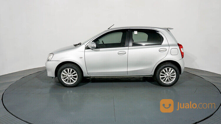 Toyota Etios Valco E MT 2015 Silver di Kota Bekasi, Jawa Barat | Jualo.com