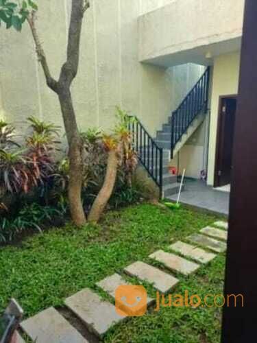 Rumah minimalis 1,5 lantai dengan perabot di Graha Kencana Malang di ...