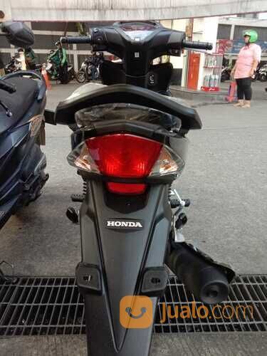 Honda revo fit 2022 di Kota Jakarta Timur, DKI Jakarta | Jualo.com