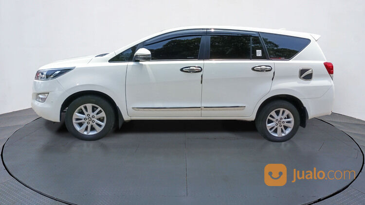 Toyota Innova 2.4 V AT 2019 Putih di Kota Surabaya, Jawa Timur | Jualo.com