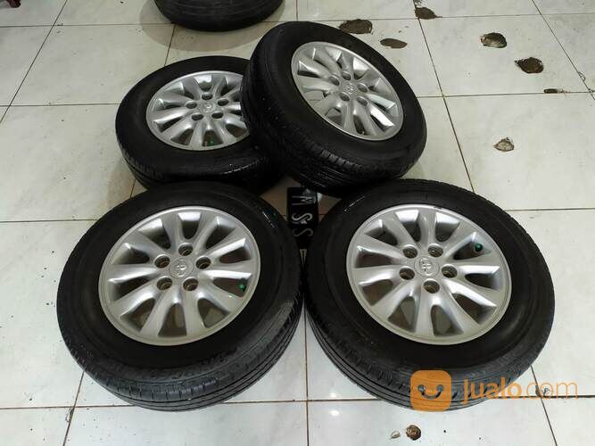 PAKET VELG DAN BAN BEKAS MOBIL OEM INNOVA RING 15 PCD BAUT 5X114,3 di ...