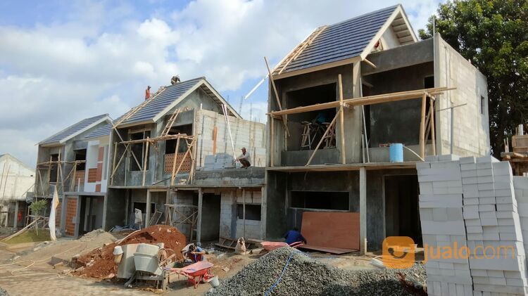 Rumah minimalis 2 lantai di Depok dekat Stasiun Pocin dan akses UI di ...