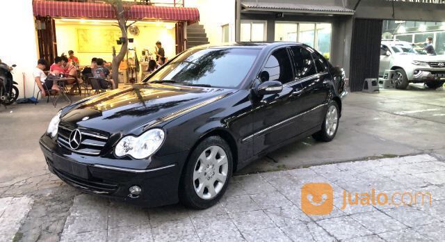 Mercedes benz c240 2004 hitam full ori sunroof terawat di Kota Jakarta ...