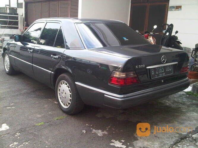 Mercy W124 A/T 1995 Tgn 1 dr baru istimewa di Kota Jakarta Barat, DKI ...