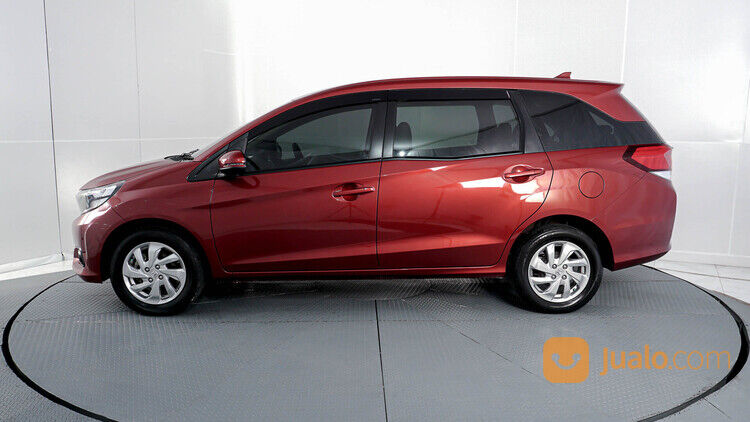 Honda Mobilio E AT 2018 Merah di Kota Tangerang Selatan, Banten | Jualo.com