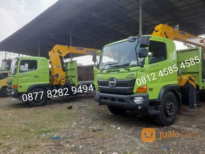 Truk TMC Truk Mobile Crane Foco Truck Boom Truck Crane 12 Ton Crane ...