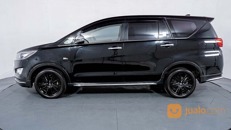 Toyota Innova 2.0 Venturer MT 2019 Hitam di Kota Bekasi, Jawa Barat ...