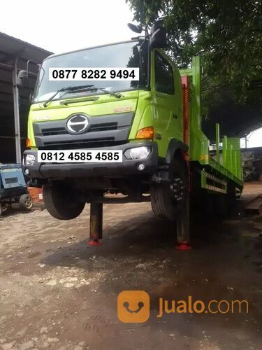 Harga Truk Selfloader Truk Angkut Alat Berat Excavator Self Loader ... Harga Truk Selfloader Truk Angkut Alat Berat Excavator Self Loader ...