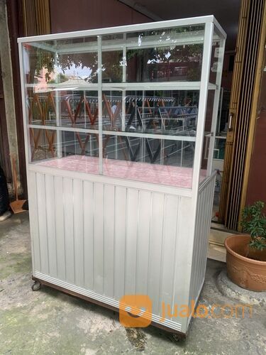 Etalase / Gerobak Alumunium Bekas Dagang Makanan Padang / Uduk di Kota ...