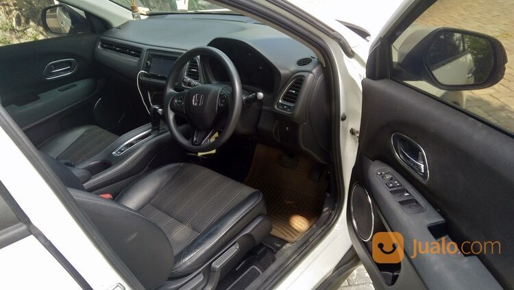Honda HRV Type E 1.5 205 di Kota Malang, Jawa Timur | Jualo.com