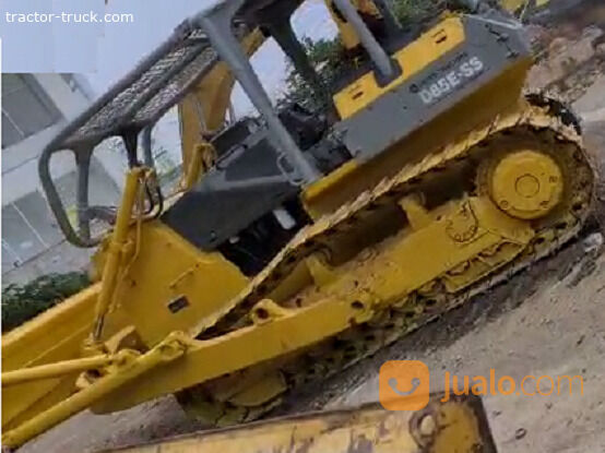 Komatsu Bulldozer D85ESS-2 di Kota Jakarta Timur, DKI Jakarta | Jualo.com