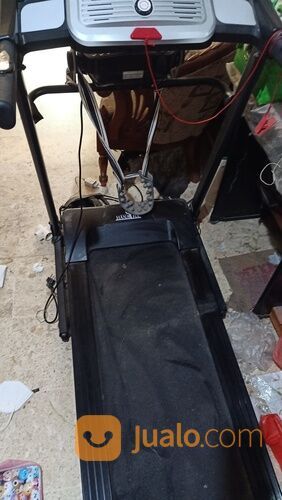 Treadmill elektrik bekas di Kota Surabaya, Jawa Timur | Jualo.com
