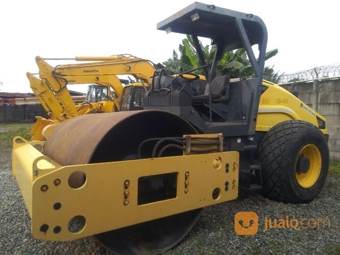 Compactor / Vibro Bomag BW211D-40 Tahun 2014 ( di Kota Jakarta Timur ...