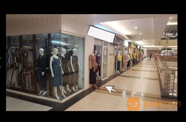 Stand / Kios PTC Pakuwon Mall Lokasi Ramai Dekat Food Court di Kota ...