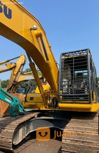 Excavator Komatsu PC200-8M0 tahun 2015 di Kota Jakarta Timur, DKI ...