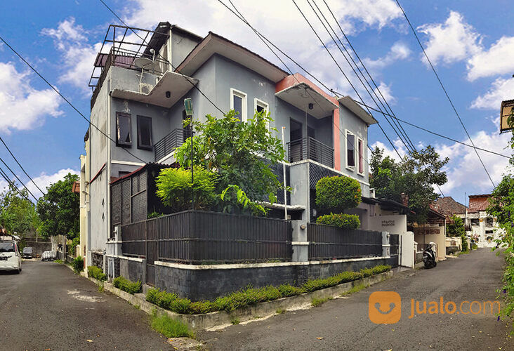 RUMAH Hoek 3 Lantai Dalam Perumahan di Kab. Sleman, Yogyakarta | Jualo.com