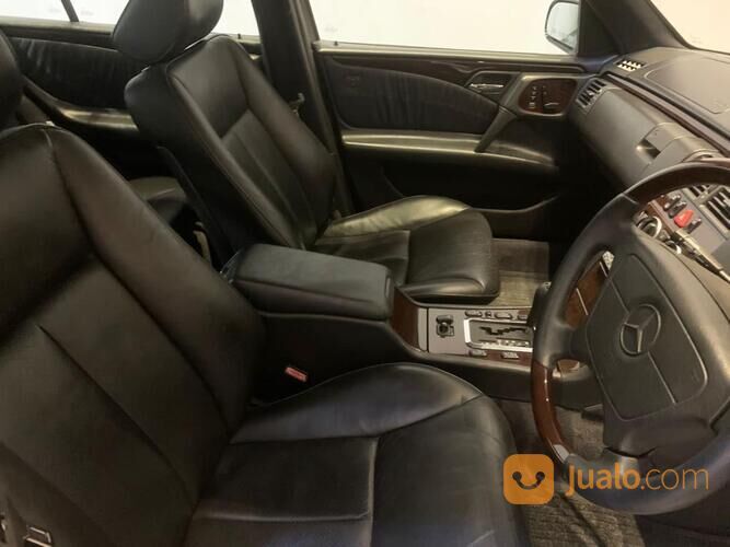 MERCEDES BENZ E320 ELEGANCE AUTOMATIC V ENGINE TH 1998 di Kota Bandung ...