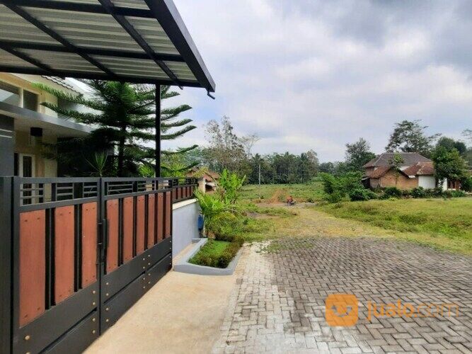 Rumah minimalis modern di Jalan Jabal Nur Tlogowaru Malang GMK00621 di ...