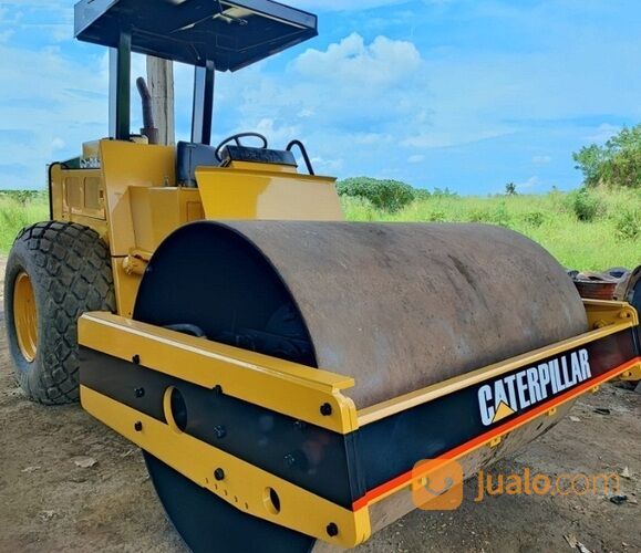 Vibro / Compactor Caterpillar model CS533C di Kota Jakarta Timur, DKI ...