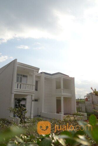 rumah mewah cantik konsep villa sejuk asri di Cinunuk cibiru dkt UIn di ...