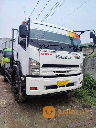 TRUK TRAILER ENGKEL ISUZU GIGA GVR 34 J HP 285 PS TH. 2020 di Kota ...