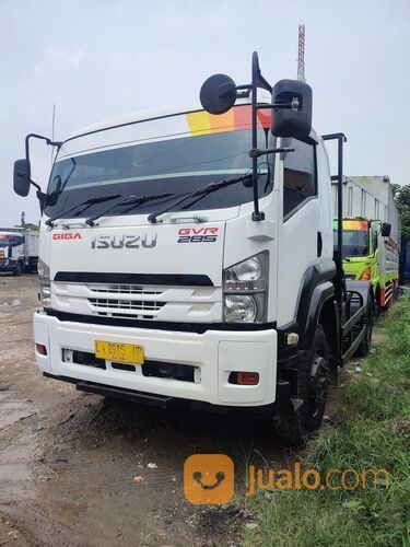 TRUK TRAILER ENGKEL ISUZU GIGA GVR 34 J HP 285 PS TH. 2020 di Kota ...