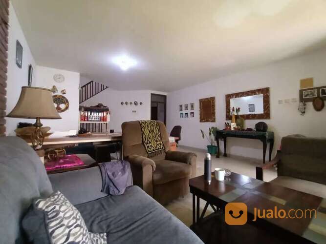 Rumah Tubagus Ismail Dkt Alamanda Cisitu Dago Itb Unpad Unikom Dago di ...