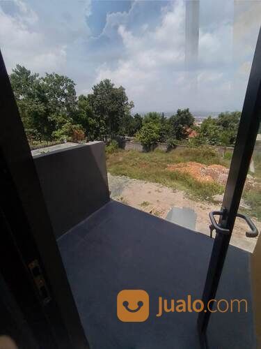 Rumah mewah elite cantik rasa villa sejuk asri di Cibiru dkt uIN di ...