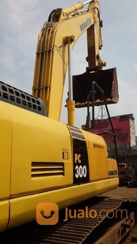 Excavator Komatsu PC300-8 tahun 2013 di Kota Jakarta Timur, DKI Jakarta ...