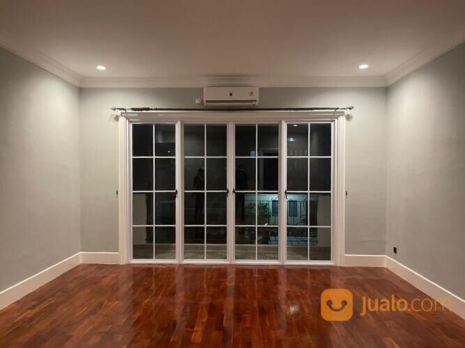 RUMAH BRAND NEW MODEL AMERICAN CLASSIC DI THE ICON COSMO BSD di Kab ...