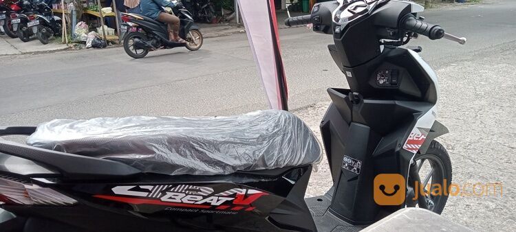 Beat Sporty CBS Putih Hitam di Kota Tangerang Selatan, Banten | Jualo.com