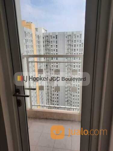 Apartment Springlake Unit Davalia, lantai 7 Di Summarecon Bekasi di ...