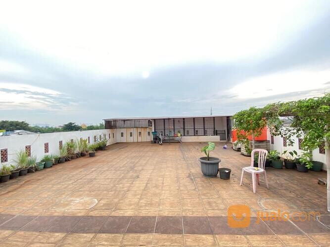 Rumah view danau cantik di Jakarta timur di Kota Jakarta Timur, DKI ...