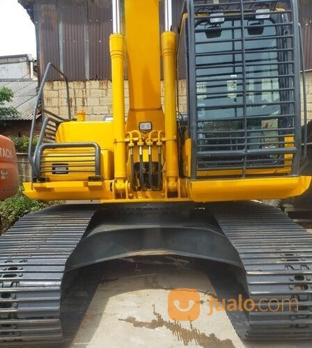 Excavator Komatsu PC200-8M0 Tahun 2020 di Kota Jakarta Timur, DKI ...