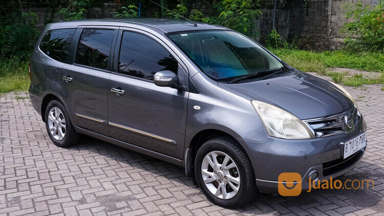 Nissan Grand Livina 1.5 XV Ultimate AT 2012 Abu-abu di Kota Bekasi ...