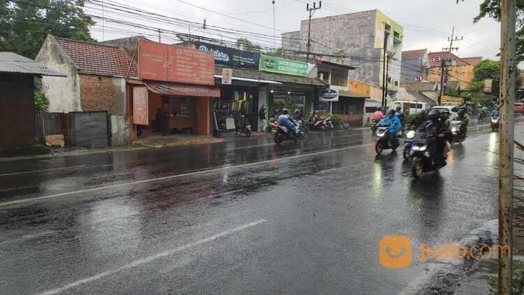 Tanah istimewa pinggir jalan raya fave hotel Tlogomas di Kota Malang ...