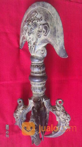 Bajra Perunggu Kuno Cakra Krisna Dewa Asli Temuan Sungai Berantas di ...