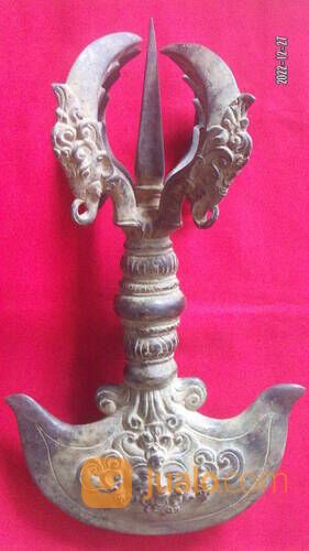 Bajra Perunggu Kuno Cakra Krisna Dewa Asli Temuan Sungai Berantas di ...