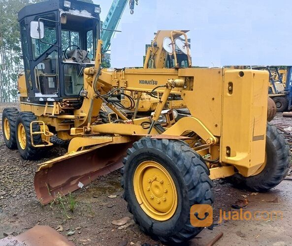 Unit Motor Grader Komatsu GD405A-2 ex Import Tahun 2023 di Kota Jakarta ...