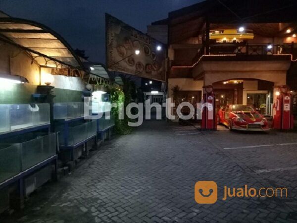 Rumah usaha ex.resto Raya Menganti, siap pakai, lokasi ramai, row jalan ...