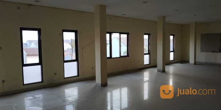 ruko 3 lantai lebar 3 pintu seberang mall buaran di Kota Jakarta Barat ...