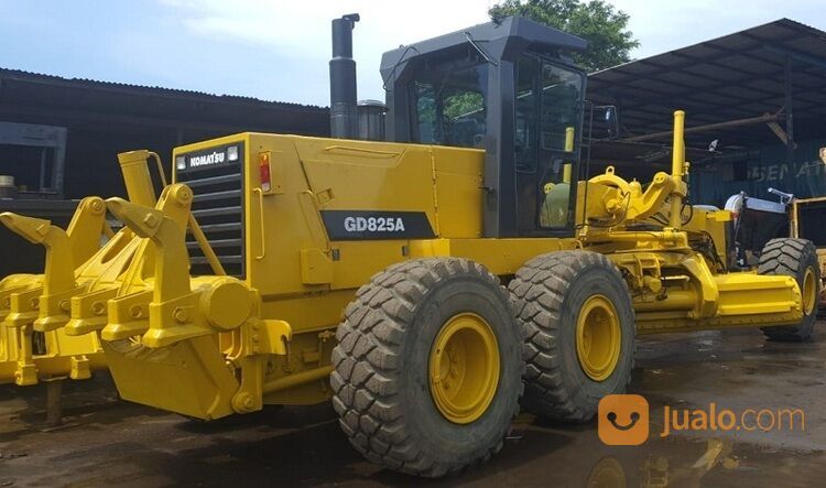 Unit Motor Grader Komatsu model GD825A-2 di Kota Jakarta Timur, DKI ...