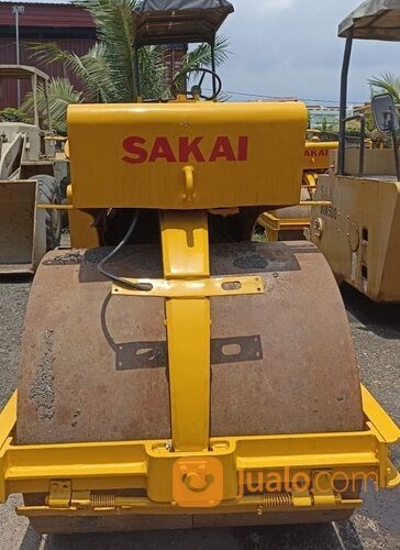 Alat berat Wales Sakai model WM500 ex Import tahun 2012 di Kota Jakarta ...