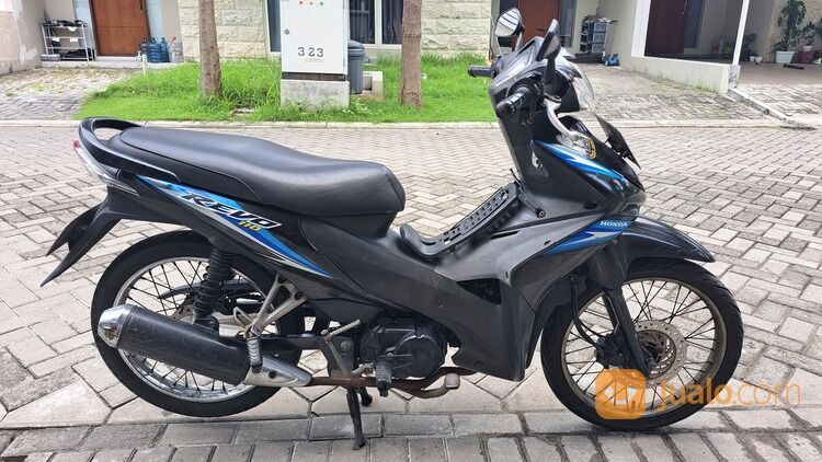 Honda Revo Tahun 2010 Hitam di Kota Surabaya, Jawa Timur | Jualo.com