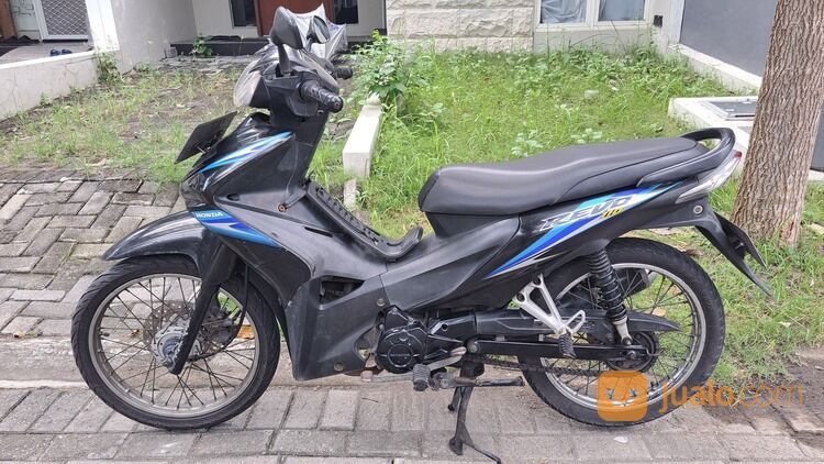 Honda Revo Tahun 2010 Hitam di Kota Surabaya, Jawa Timur | Jualo.com