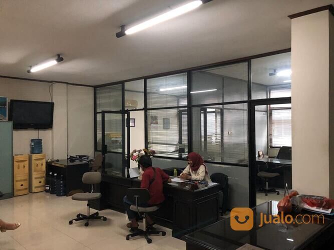 Ruko Gandeng Hayam Wuruk. Dekat Perkantoran, RS, Mall, Jalan Utama di ...