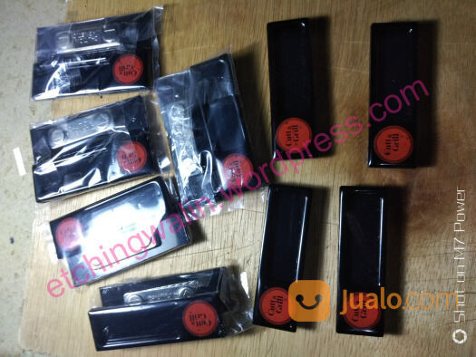 Bikin Name Tag | Buat name Tag | Name Tag Stainless | Name Tag Akrilik ...