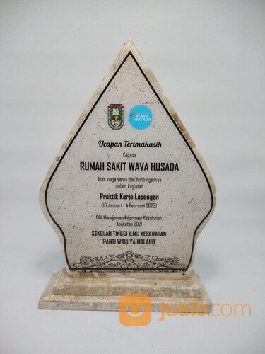 Inspirasi Desain Plakat Marmer Modern yang Cocok untuk Semua Acara di ...