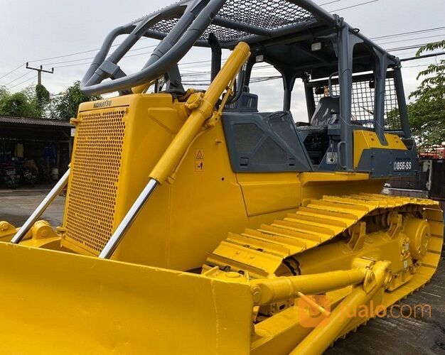 Unit Bulldozer Komatsu D85ESS-2 Tahun 2013 di Kota Jakarta Timur, DKI ...